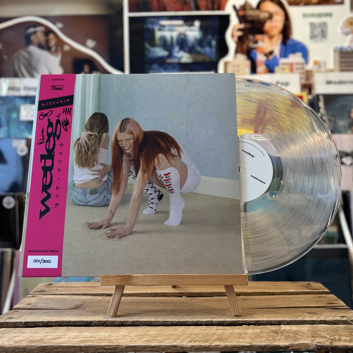 Wet Leg moisturizer Vinyl LP Signed Assai Obi Edition Clear Colour 202 — Assai Records